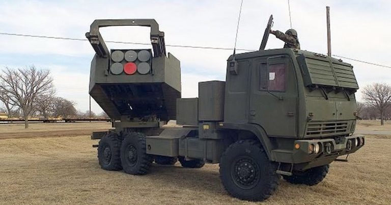 M142 Lockheed Martin High Mobility Artillery Rocket System ...