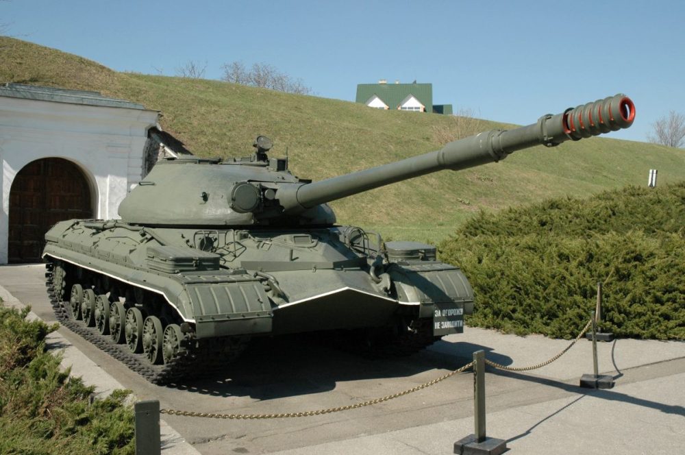Sovětský tank T-10 byl postrachem Západu | ArmádníZpravodaj.cz