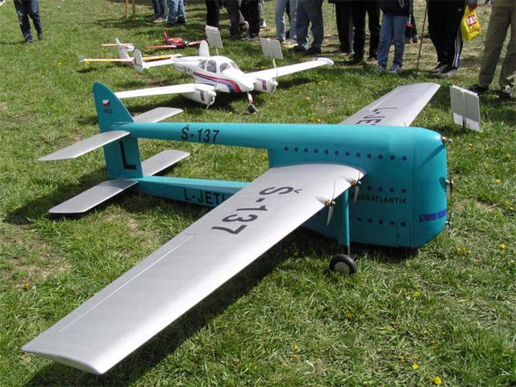 Tajuplné české velkoletadlo Letov Š-137 | ArmádníZpravodaj.cz