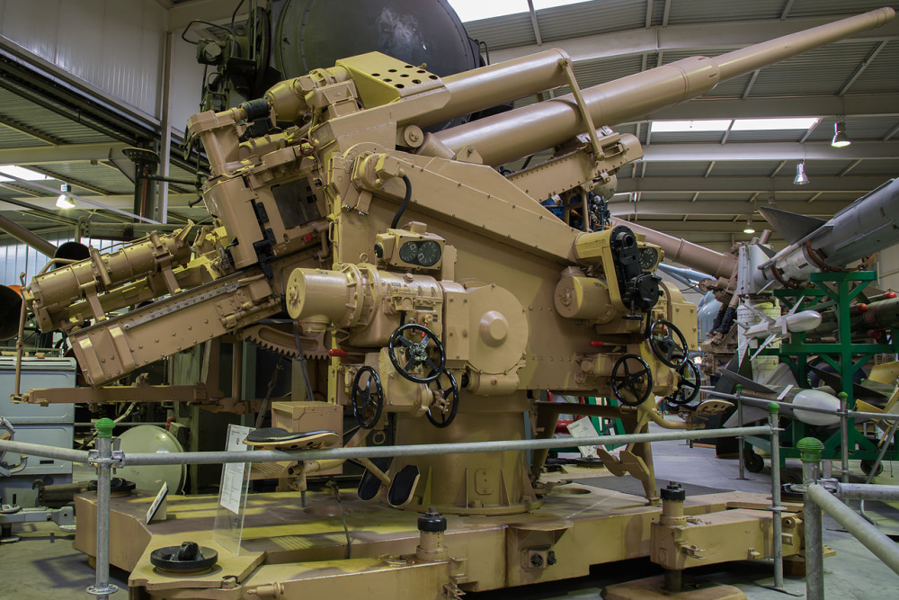 Na bombardéry číhal Flak 40 | ArmádníZpravodaj.cz