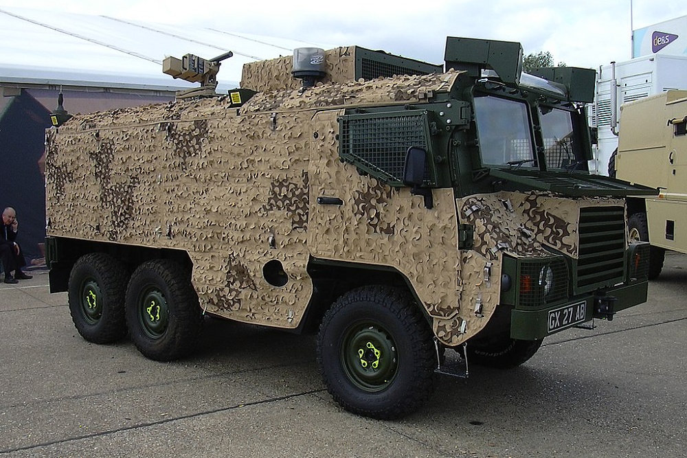 Pinzgauer je i obrněným vozidlem | ArmádníZpravodaj.cz