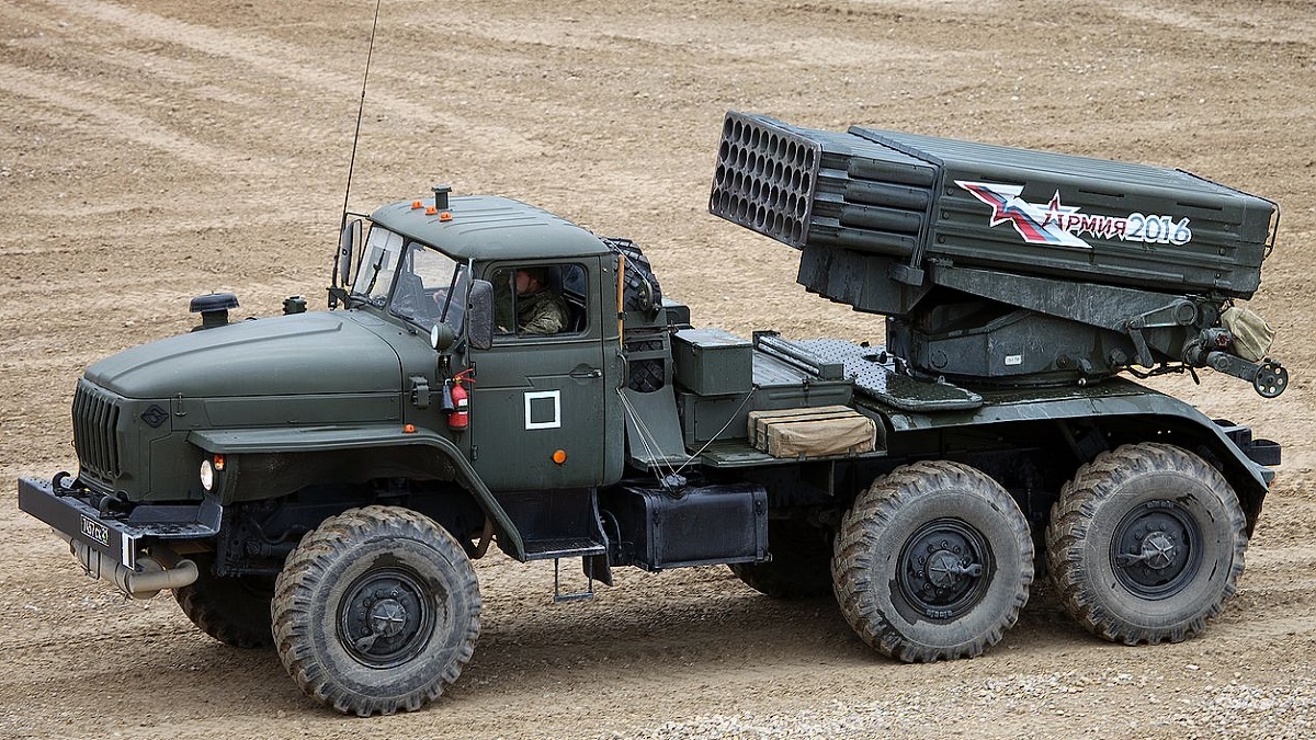 Obávaný raketomet Tornádo-G dostal i naváděnou munici