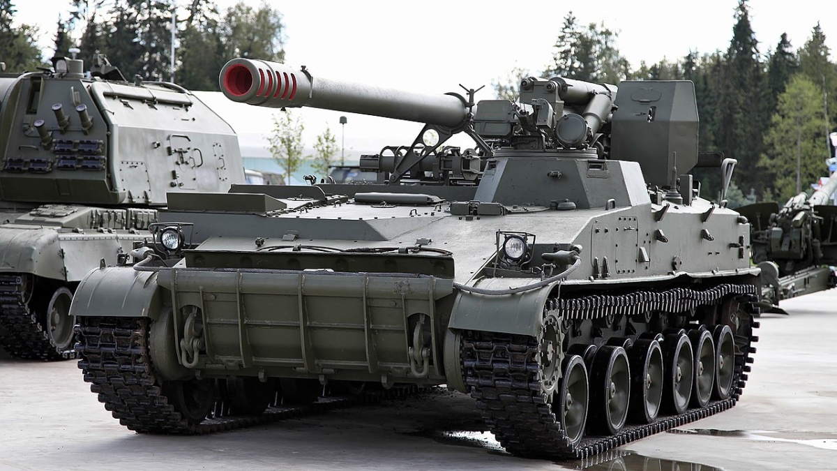 Video: ukrajinský dělostřelec neváhal a zničil těžké dělo 2S5 Hyacint-S