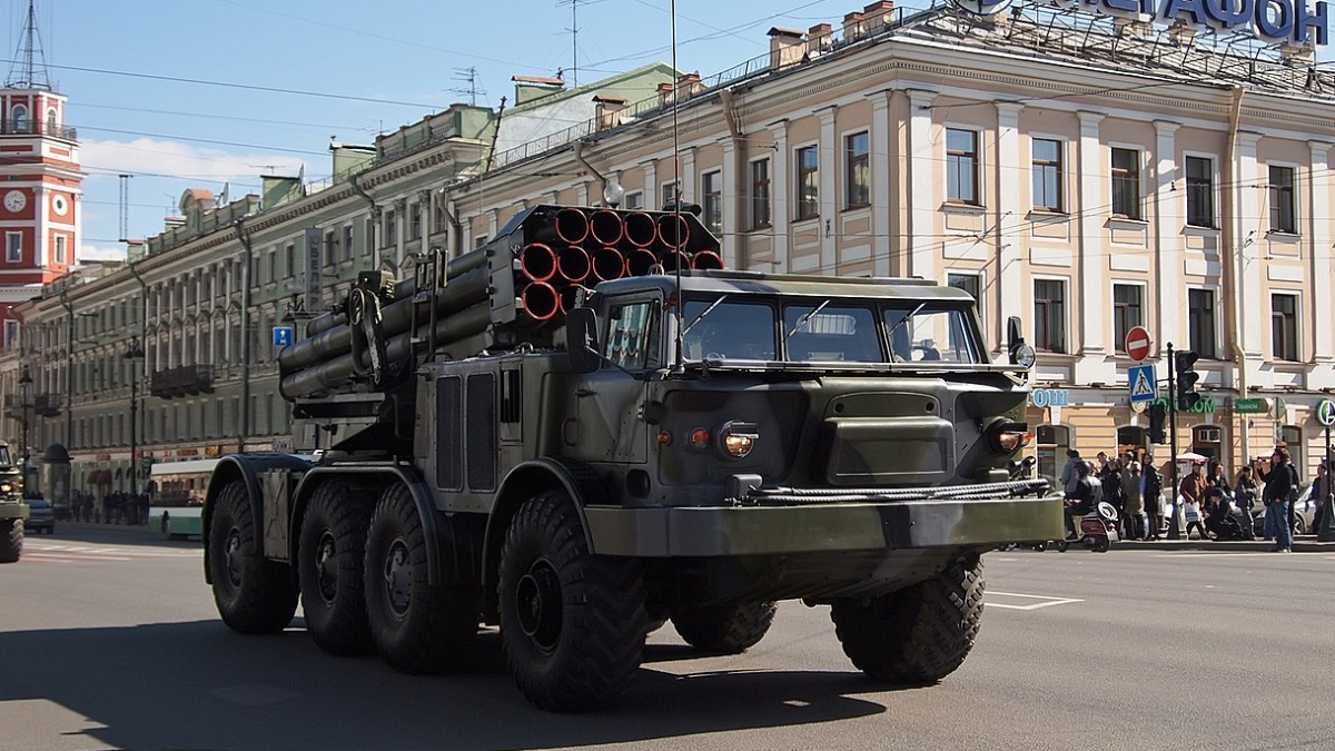 Video: 2 ruské těžké raketomety BM-27 Uragan Ukrajincům neodolaly