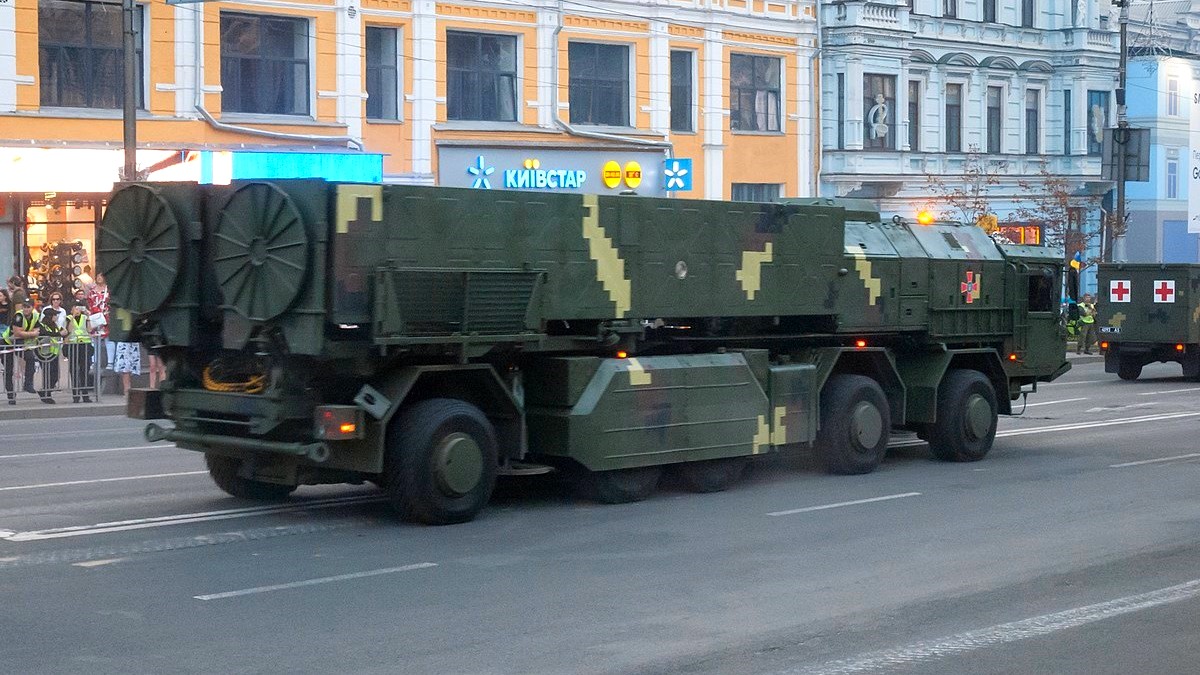 Ukrajina má vlastní balistickou raketu Grim-2, dosáhne na Moskvu