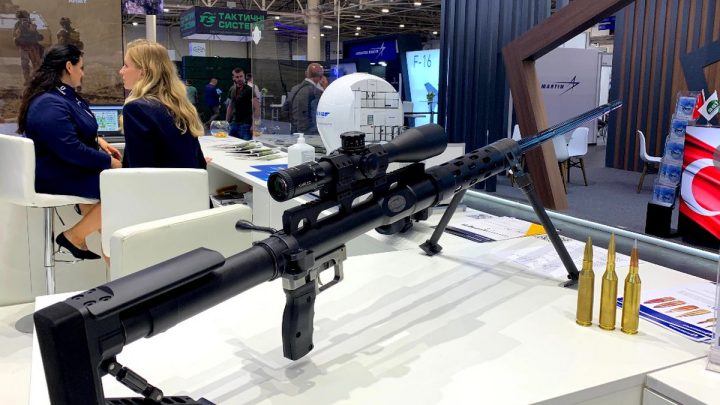 Světový rekord překonán, Ukrajinec zasáhl nepřítele na skoro 4 km