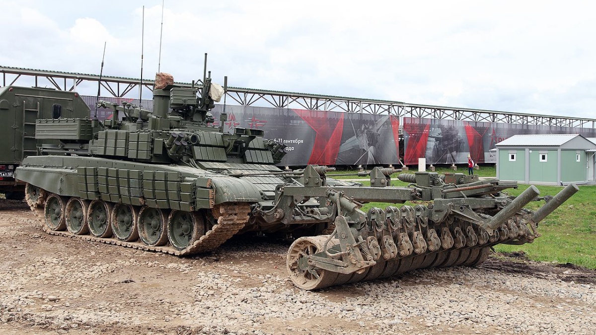 Odolné ruské odminovací vozidlo BMR-3MA musí ničit Stugna-P