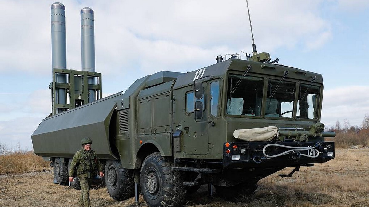 Ruský systém Bastion-P potopí svou silnou střelou i velkou loď