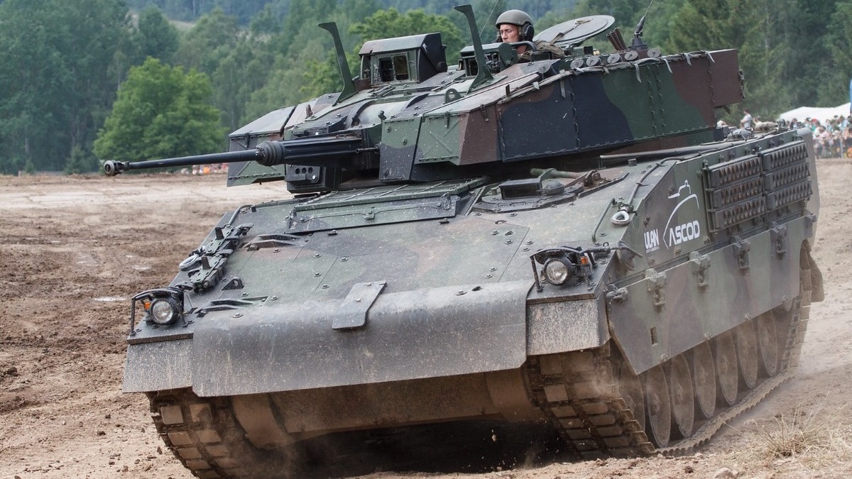 ASCOD jsou schopná BVP, která se ucházela o místo v AČR