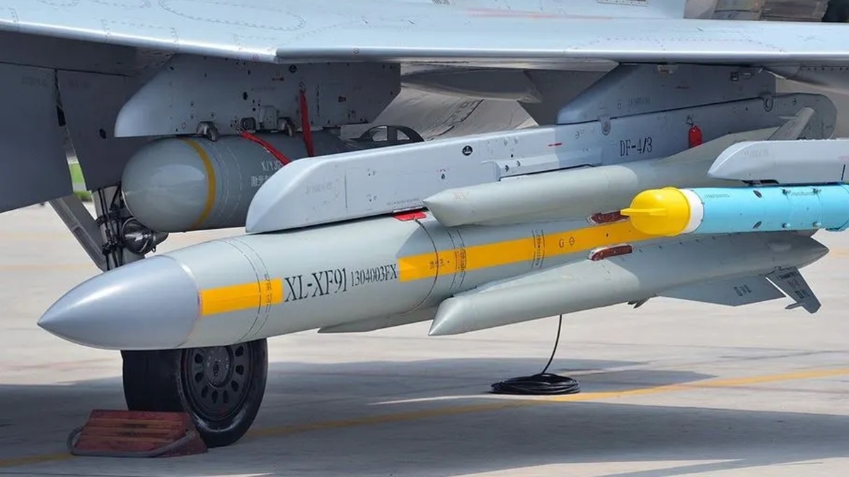 Americké lodě v ohrožení, ničit je může nová čínská raketa YJ-21