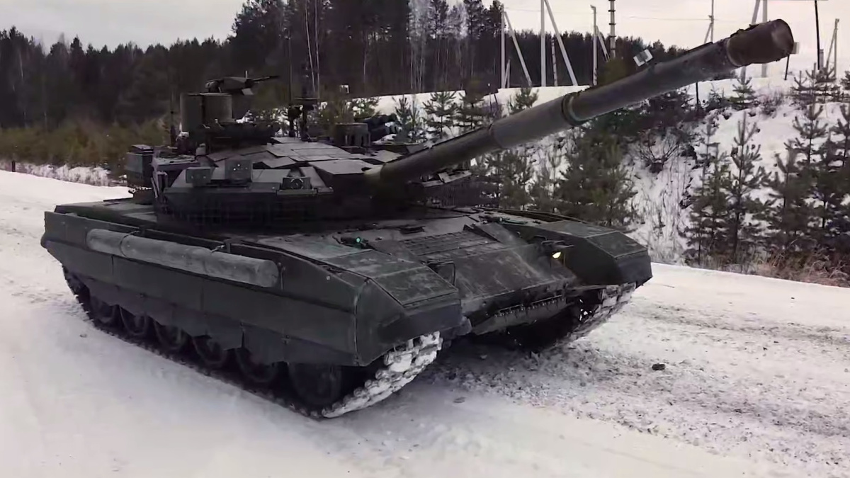 (Video) Rusové ukázali T-90M se systémem aktivní ochrany Arena-M