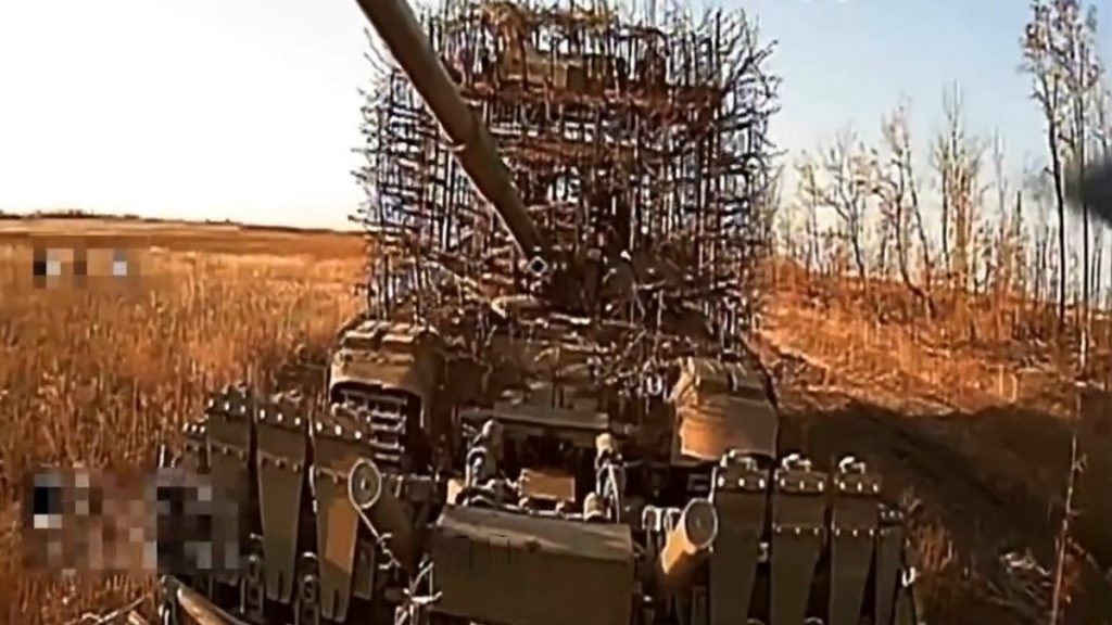 Video: „ježčí“ tank vypadal nezničitelně, ale usnadnili to sami Rusové