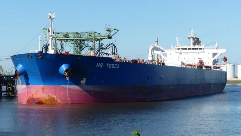 (Video) Francie se přestává bát. Zabrala ruský ropný tanker