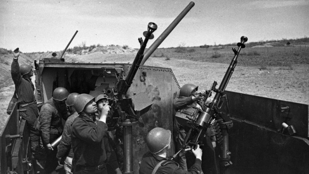 Bitva o Sevastopol (1944): Němci v panice skákali do lodí